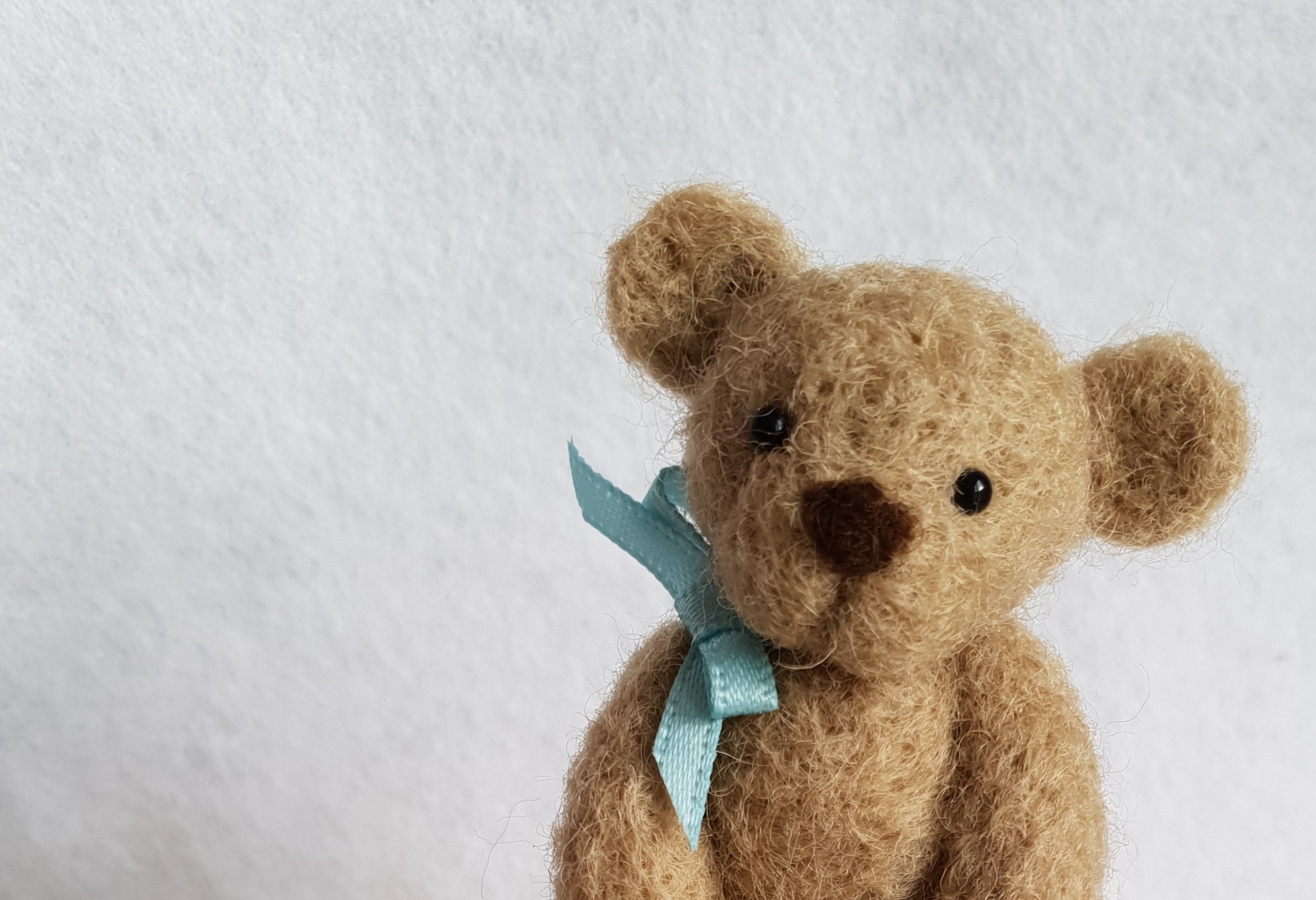 How She Felt - Needlefelt Artist - Handfulls of Happiness